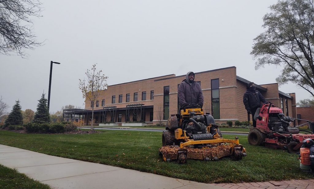 Amanda's Lawn Service | Landscaping Experts In St. Charles